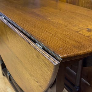 Vintage Solid Oak Drop Leaf Dining Table Extending Gate Leg Kitchen ...