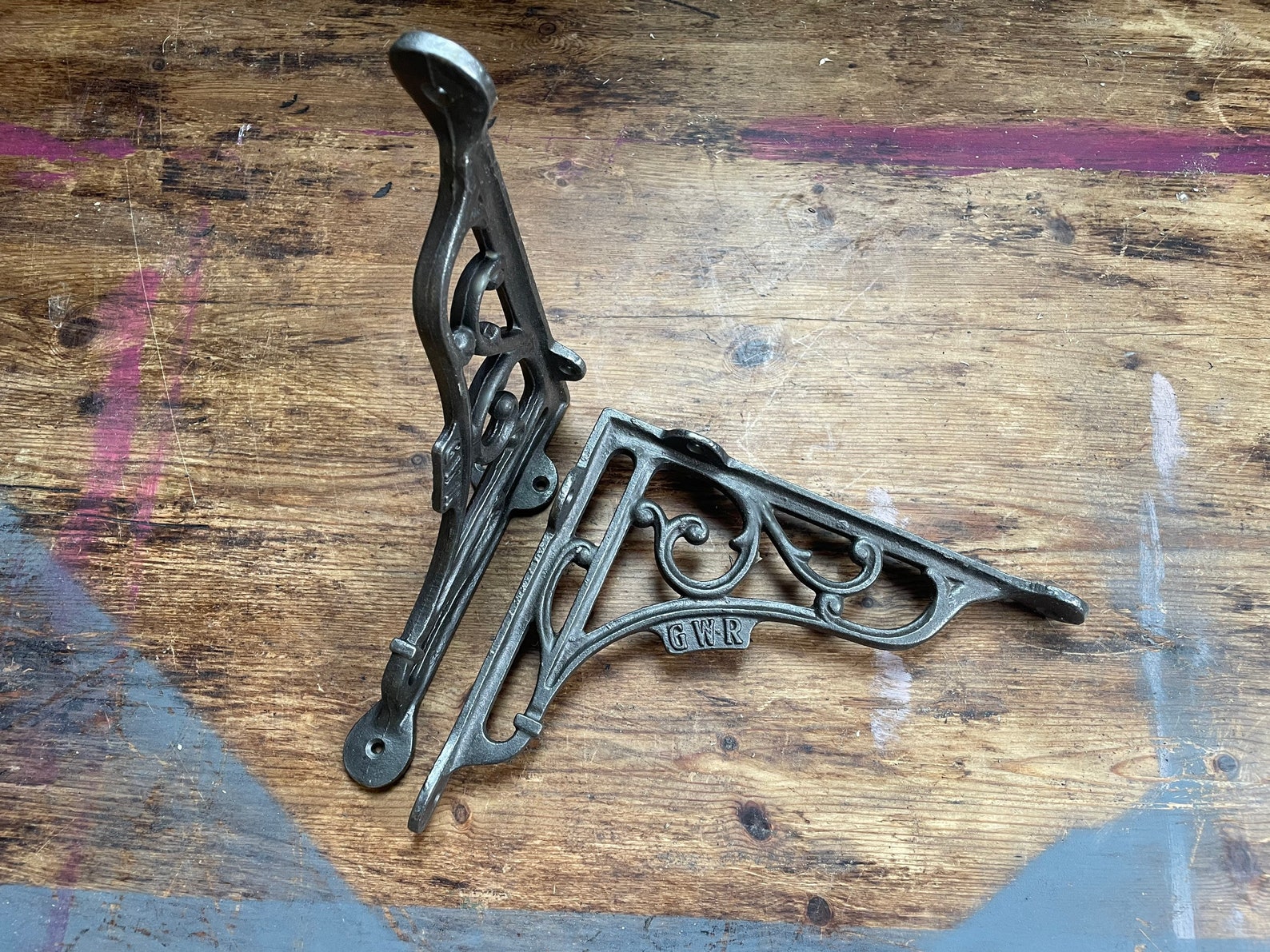 PAIR GWR Cast Iron Shelf Brackets Vintage & Antique Style - Etsy