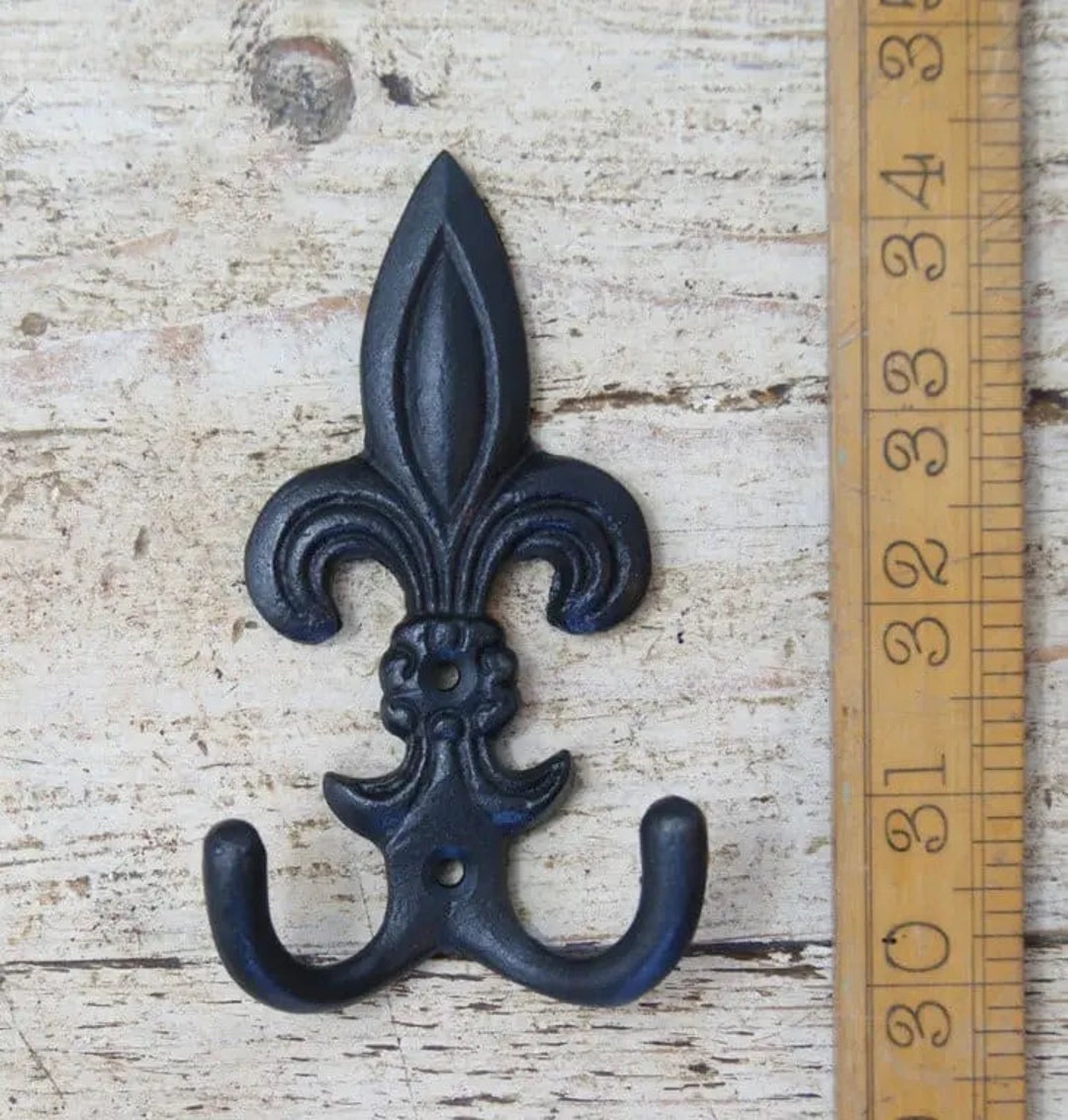 HERALDRY Cast Iron Coat Hook Antique Style Rustic Industrial Hooks Pack ...
