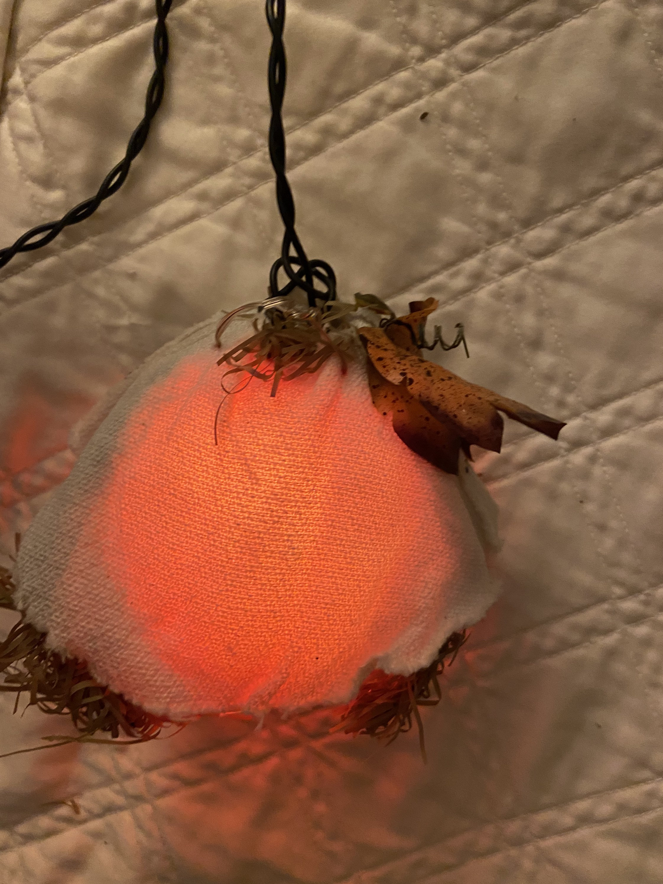 Five Little Plastic Pumpkins/jackolanterns Lighted on Aprox 125” Wire ...