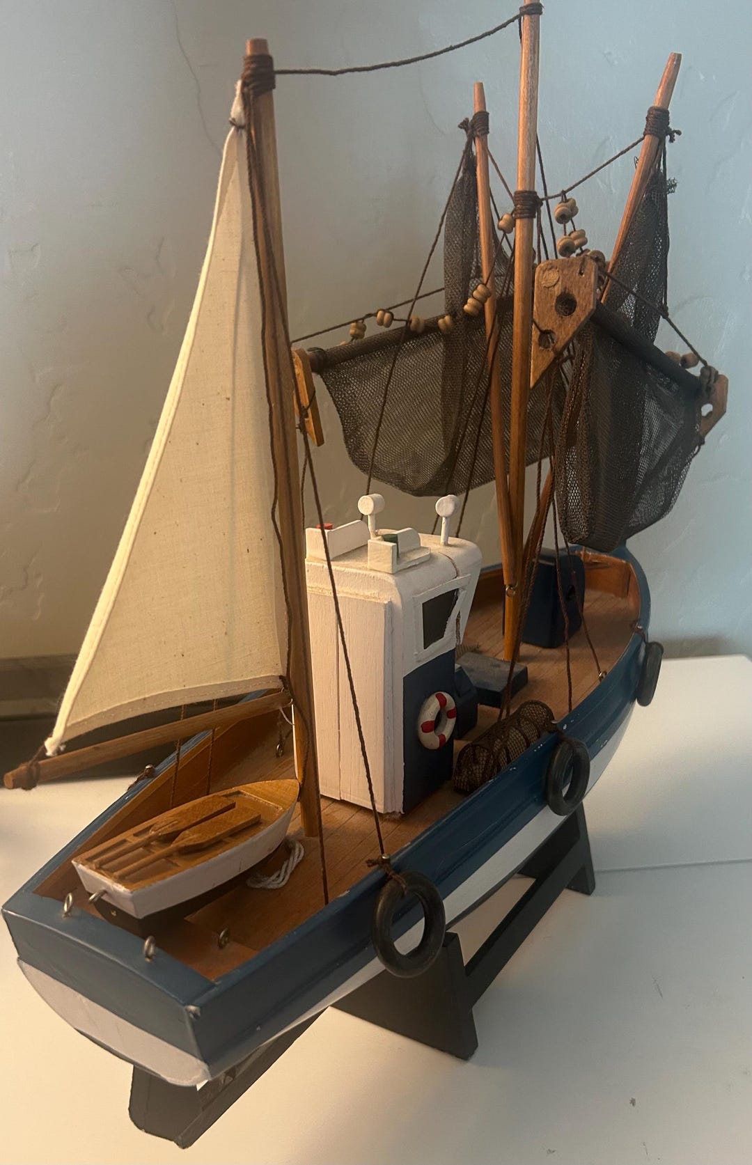 Vintage Ship Model of a Wooden Lobster Fishing Ship/boat With Fabric ...