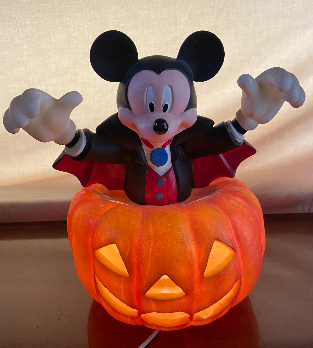 Halloween 1990 Vampire Mickey Mouse Disney Lighted Jackolantern With ...