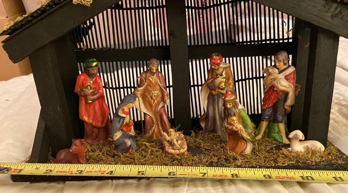 Vintage Ceramic and Wood Nativity Crèche by Family Christian Stores in ...