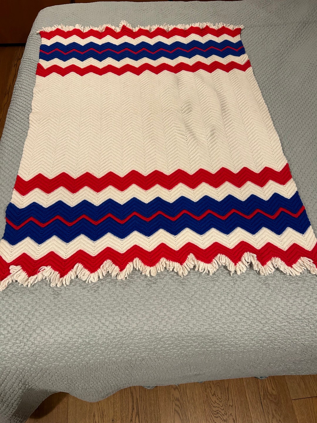 Chevron Pattern Patriotic Throw/vintage Crocheted Afghan Colors of Red ...