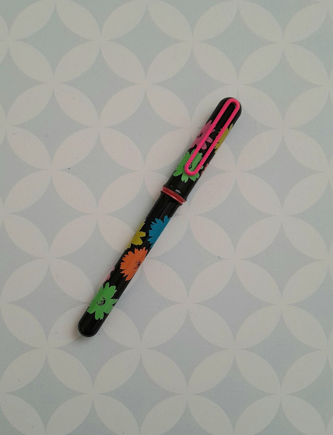 80s Vintage Rare STYPEN Plastic Fountain Pen Black and Neon Pink - Etsy