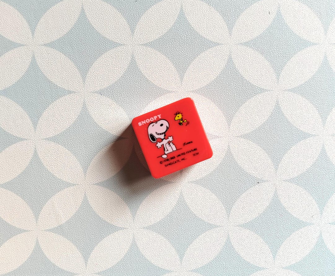 80s Vintage PEANUTS Snoopy Pink Clover Shaped Cased Eraser - Etsy