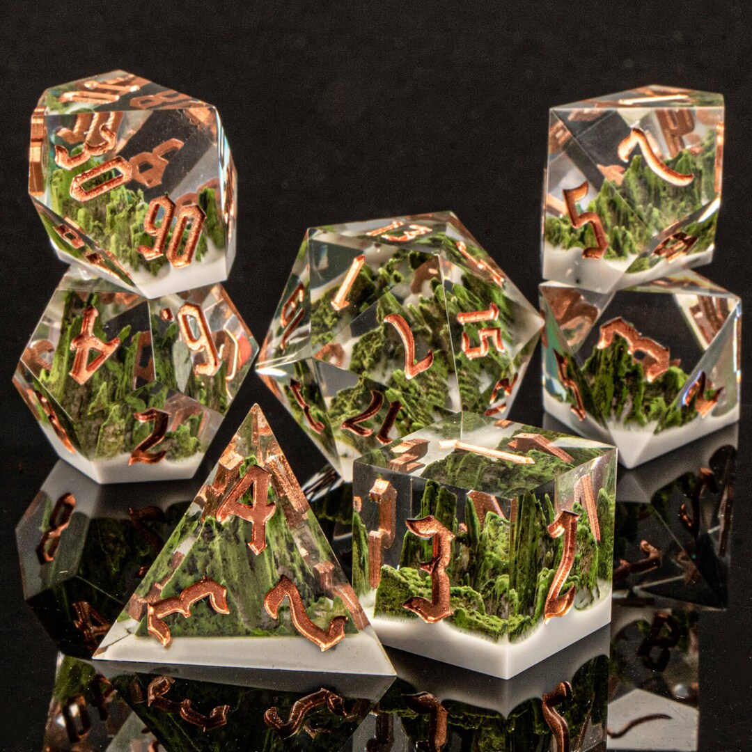 Resin Sharp Edged Dice Set DND Dungeons and Dragons Dice Set, Role ...