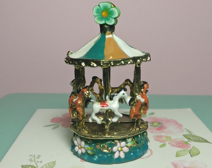 Dollhouse Miniature Horse Carousel, Dollhouse Toy, Miniature Nursery ...