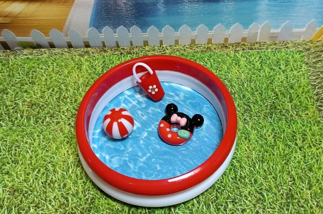 1:12 Dollhouse Baby Pool With Toys, Miniature Beach Ball, Sand Bucket ...