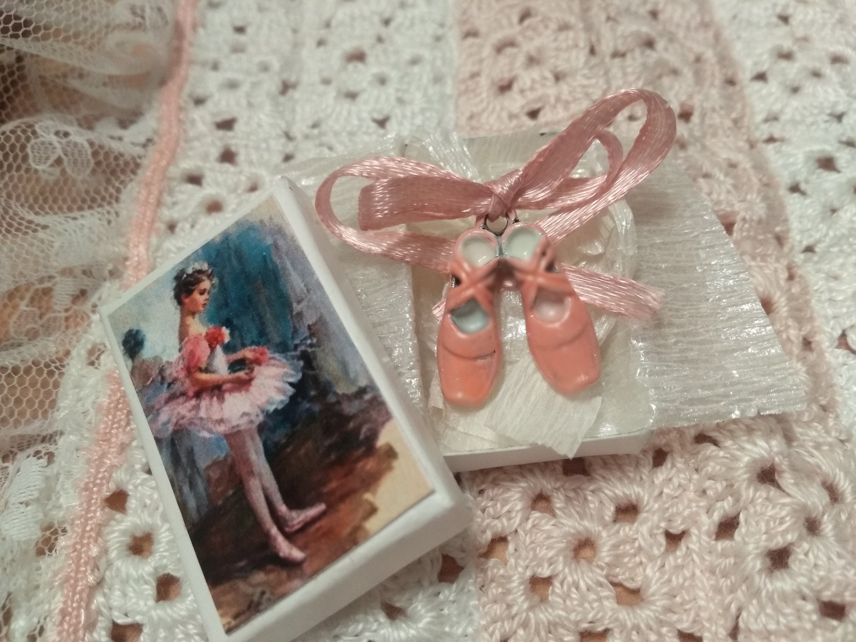 Miniature Ballet Slippers in Gift Box, Miniature Dollhouse, Dance Shoes ...