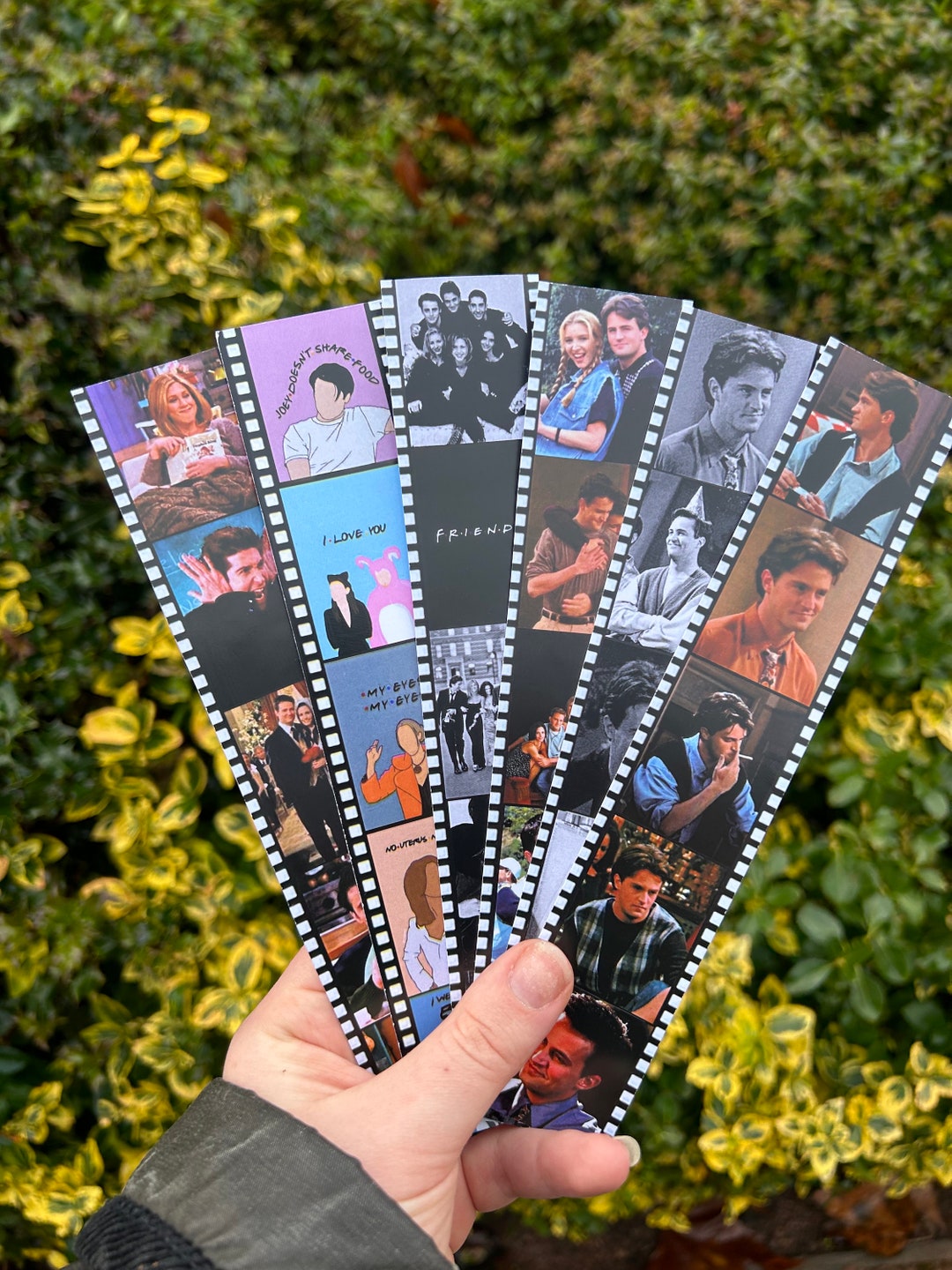 Friends Bookmarks Art Prints Room Décor / Chandler Bing Mathew Perry ...