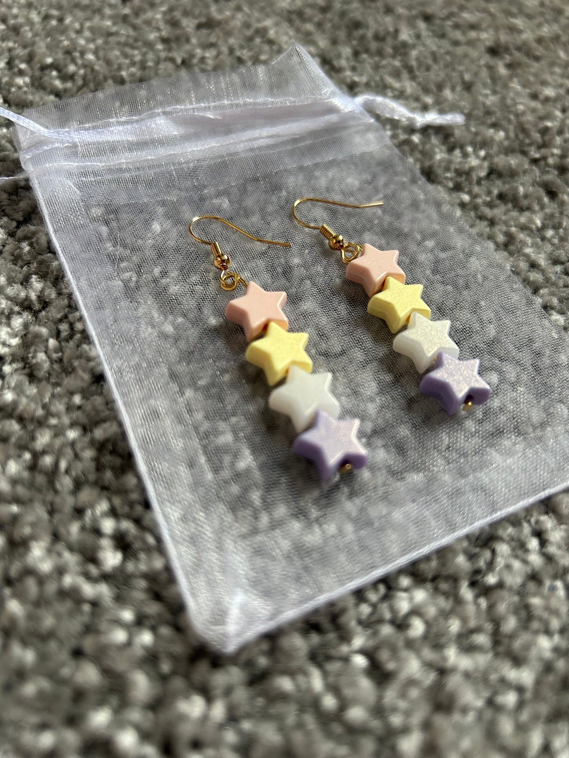 Olivia Rodrigo Earrings / Purples Stars / Golden Hook Chain Earring ...