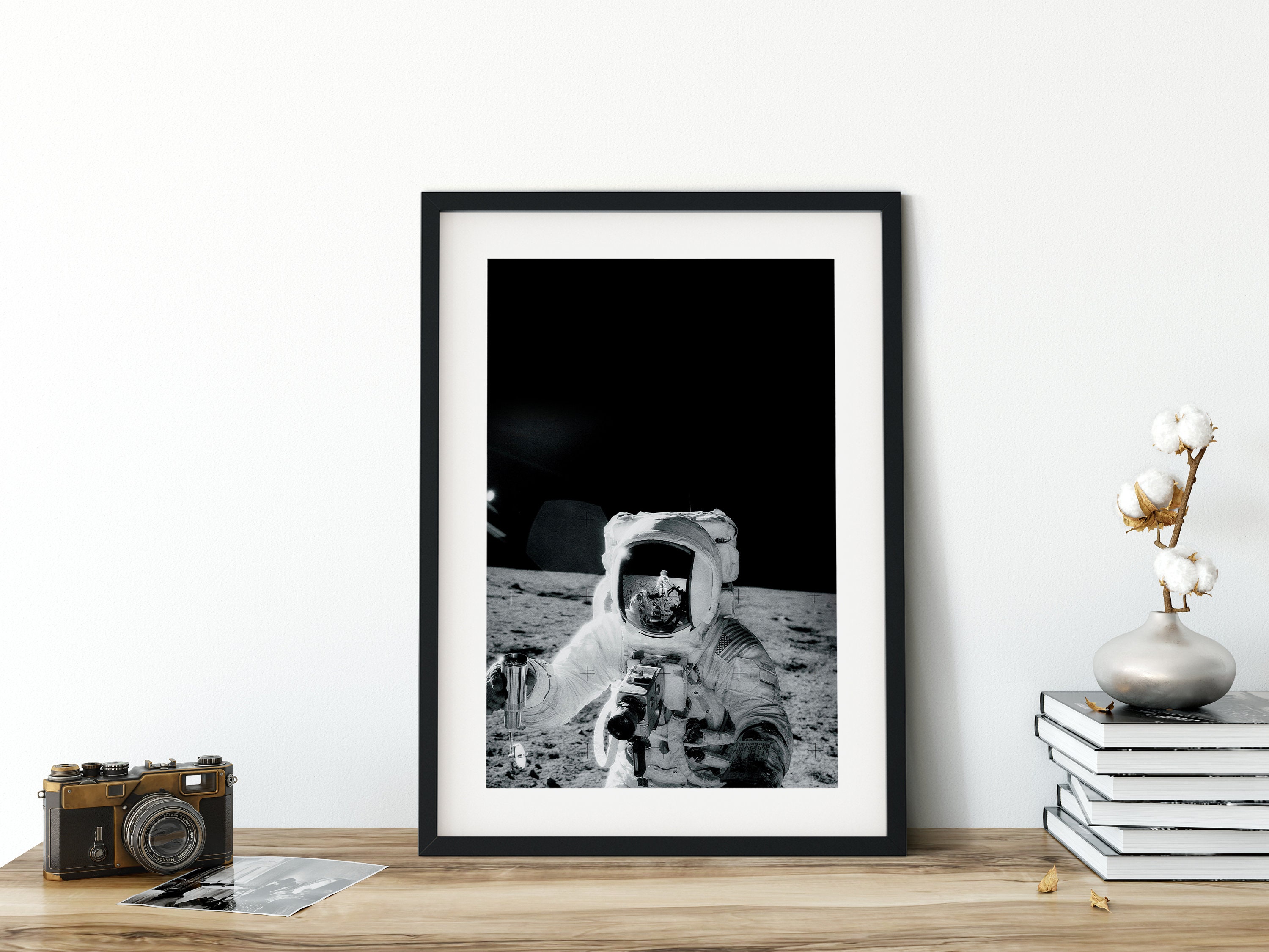 Home Décor NASA Astronaut in Space Poster Office Decor Astronaut Print ...