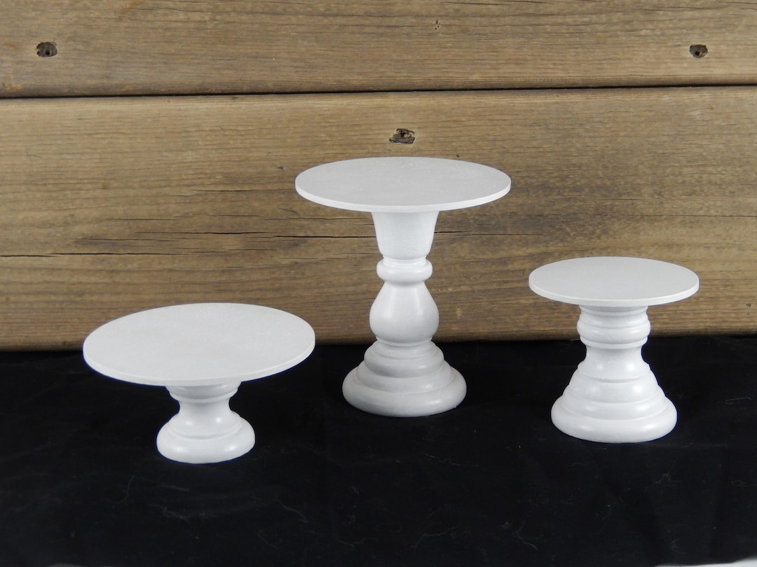 WHITE- Pedestals/risers for Displays, Risers for Small Items, Base ...
