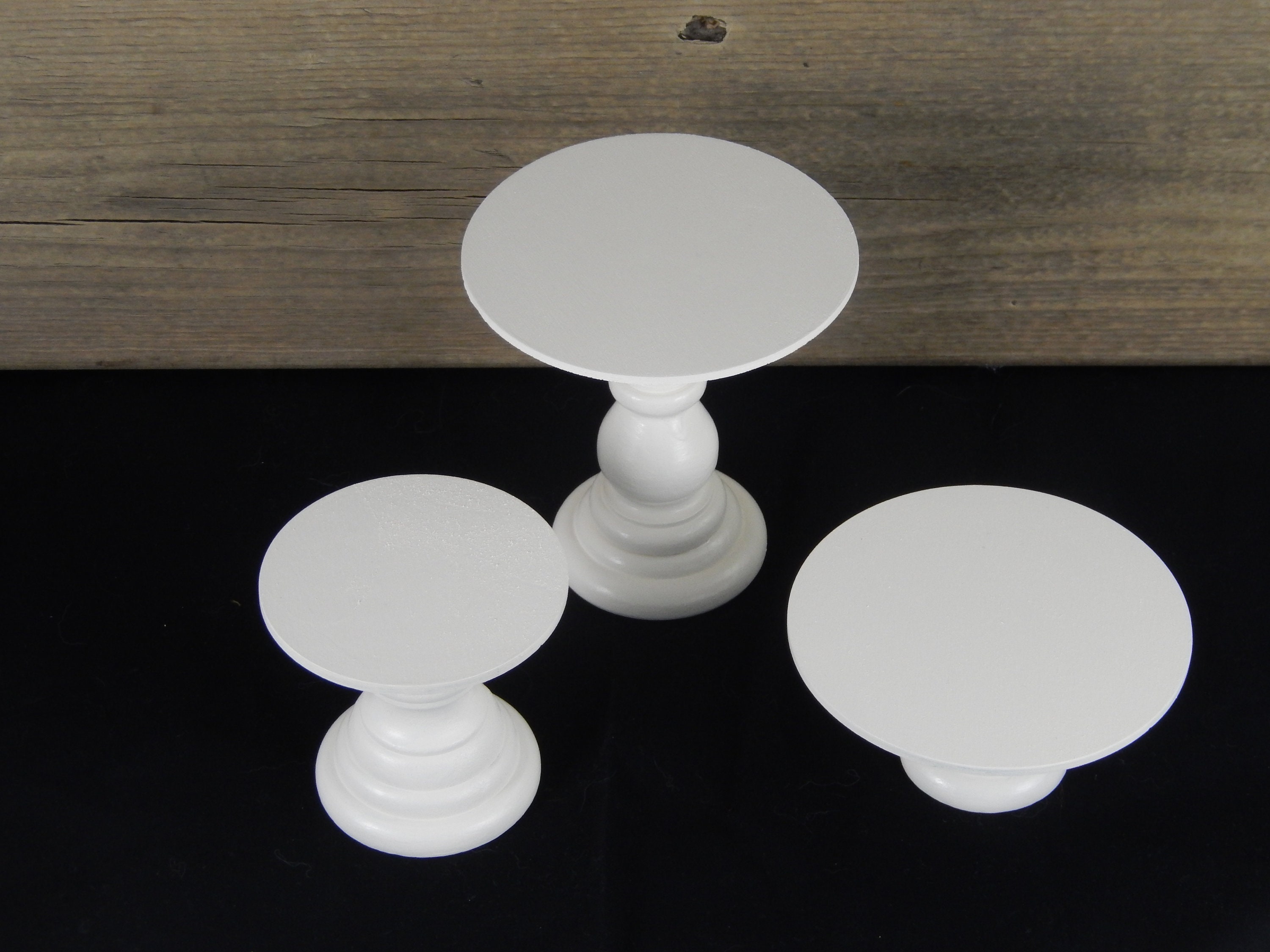 WHITE- Pedestals/risers for Displays, Risers for Small Items, Base ...