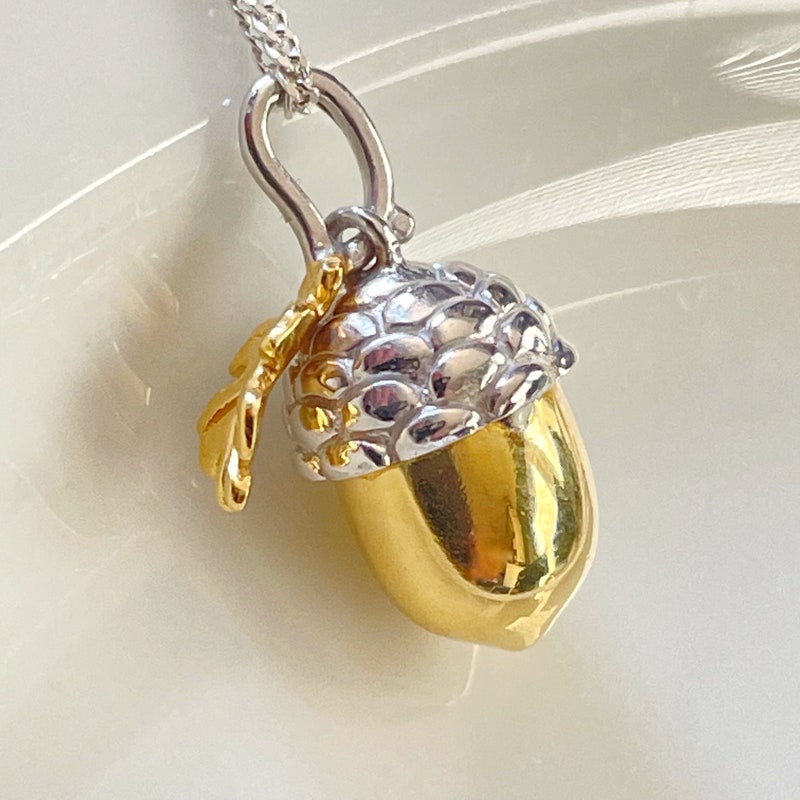 Gold Acorn Necklace - Etsy