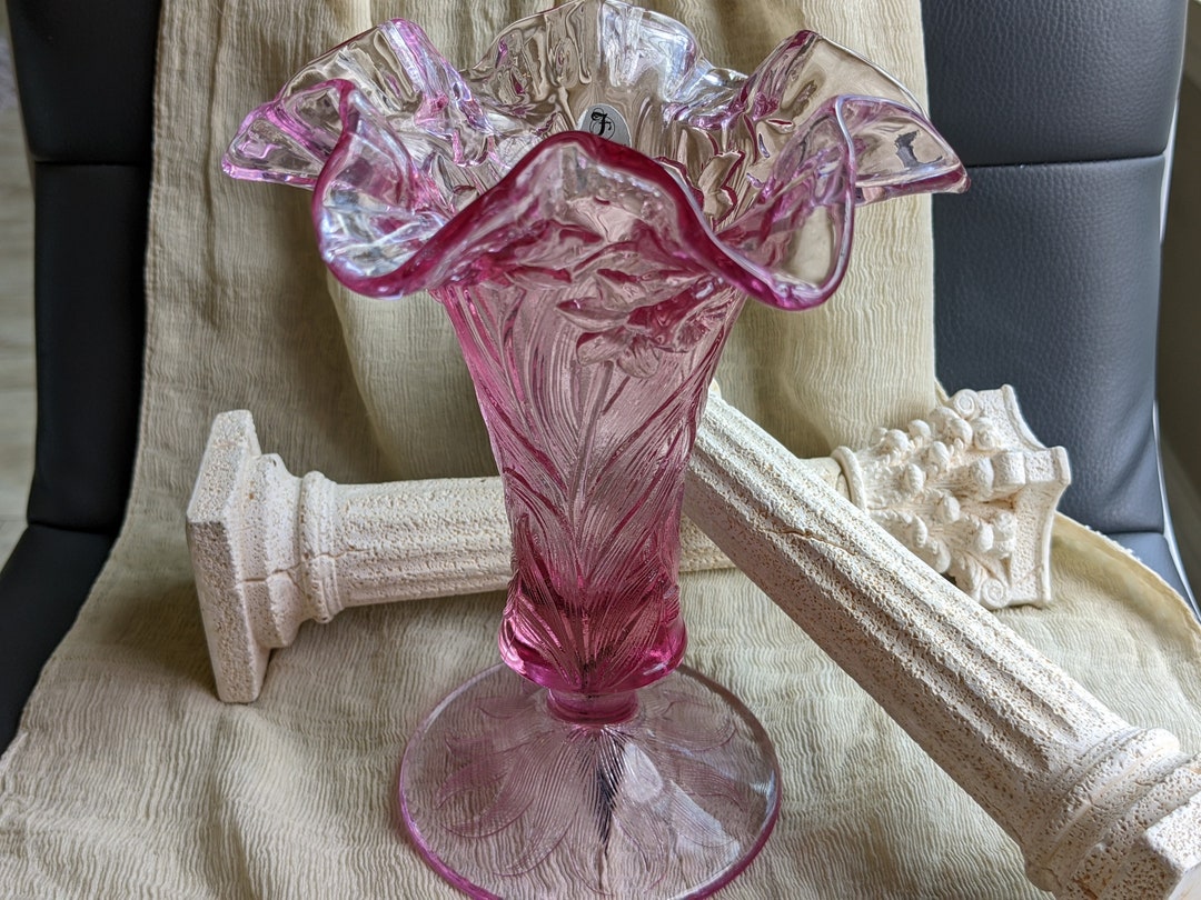 Fenton, Ruffle Top, Cranberry Pink, Daffodil Vase - Etsy