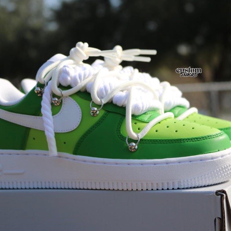 CUSTOMSNKRSDESIGNS - Etsy