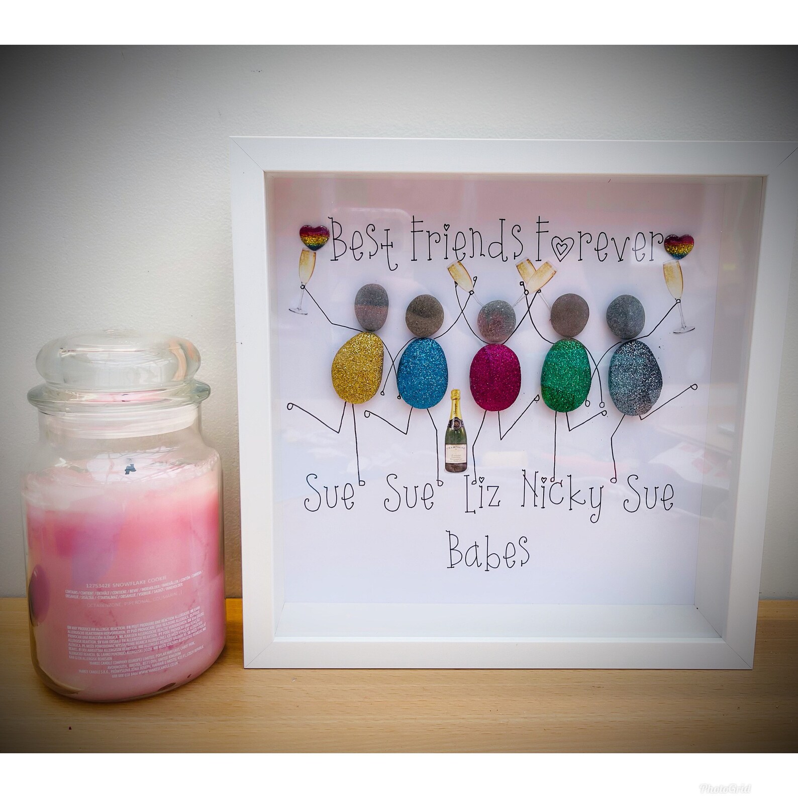 Best Friends Frame, Pebble People, Box Frame - Etsy UK