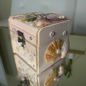 Mermaid Core Jewelry Box With Real Seashells - Etsy