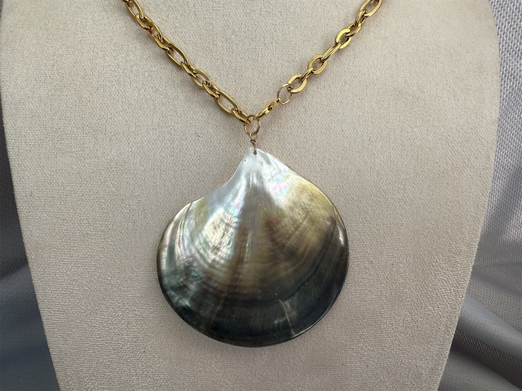 Large Seashell Pendant Necklace: Natural Pearly White Shell - Etsy