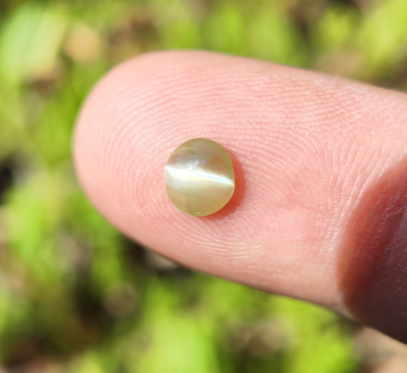 Chrysoberyl Cats Eye - Chrysoberyl Cabochon - Cymophane Cabochon ...