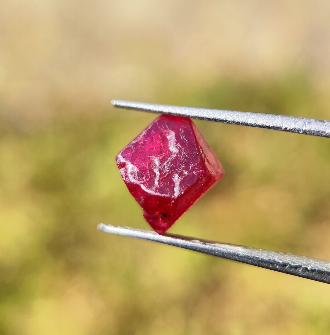 Red SPINEL Raw Crystal From Burma - Pigeon Red Raw Spinel - Octahederal ...