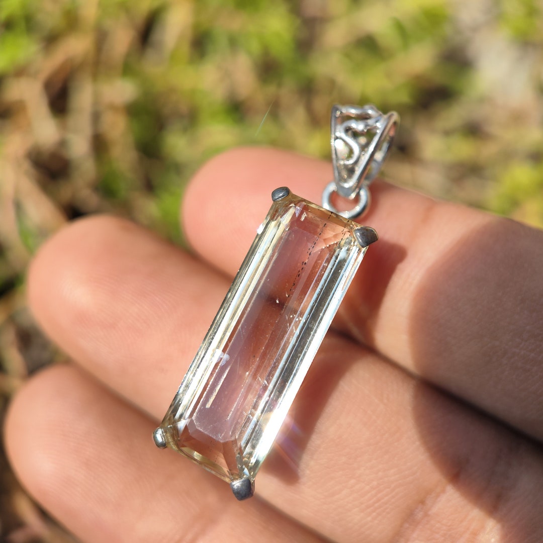 SCAPOLITE Crystal Pendant Scapolite Rainbow Scapolite Cat's Eye Effect ...
