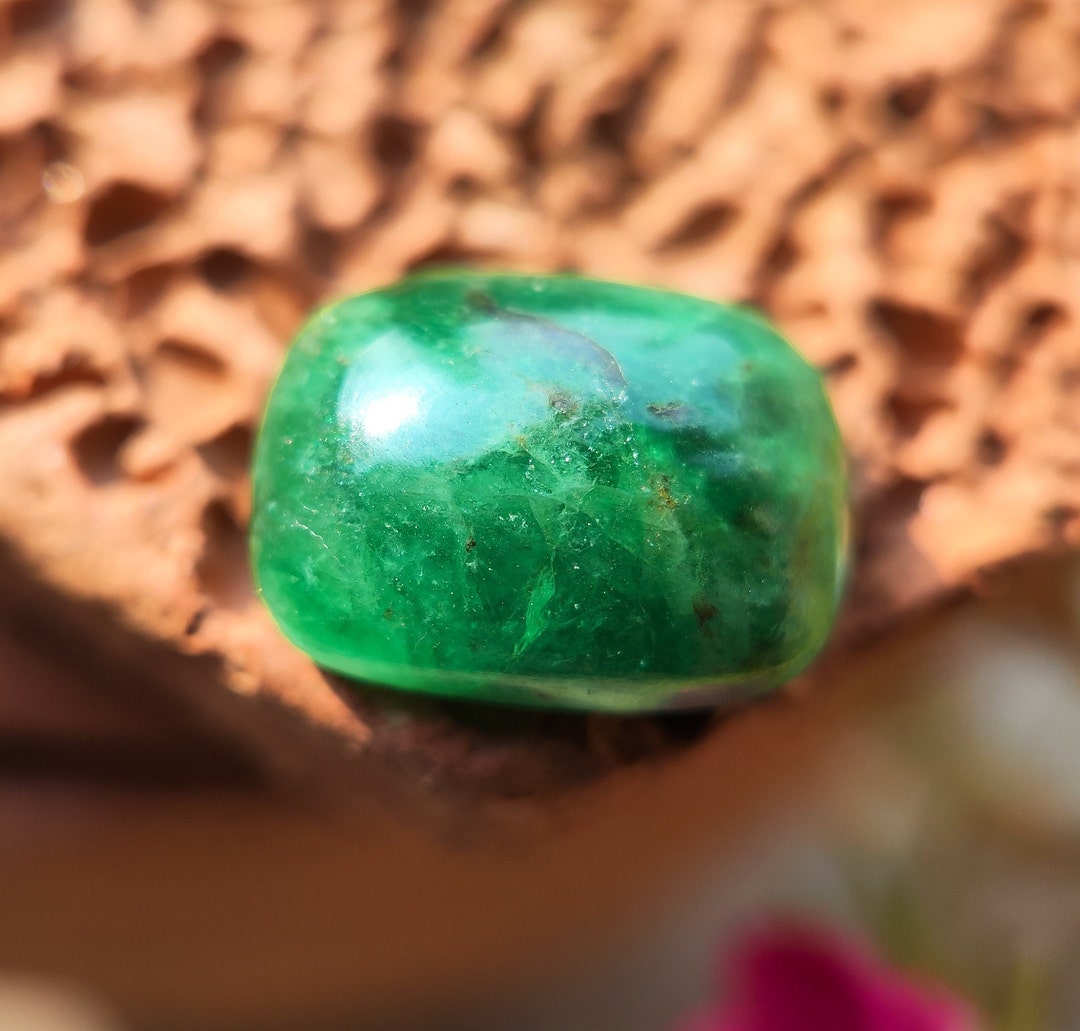 TSAVORITE Green Garnet Cabochon - Green Garnet Stone - Green Garnet ...