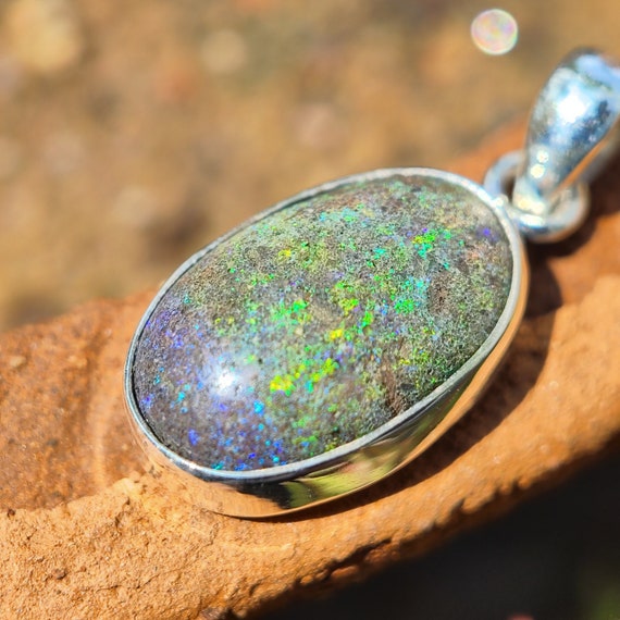 Andamooka Matrix Opal Pendant Black Matrix Opal Honduras - Etsy