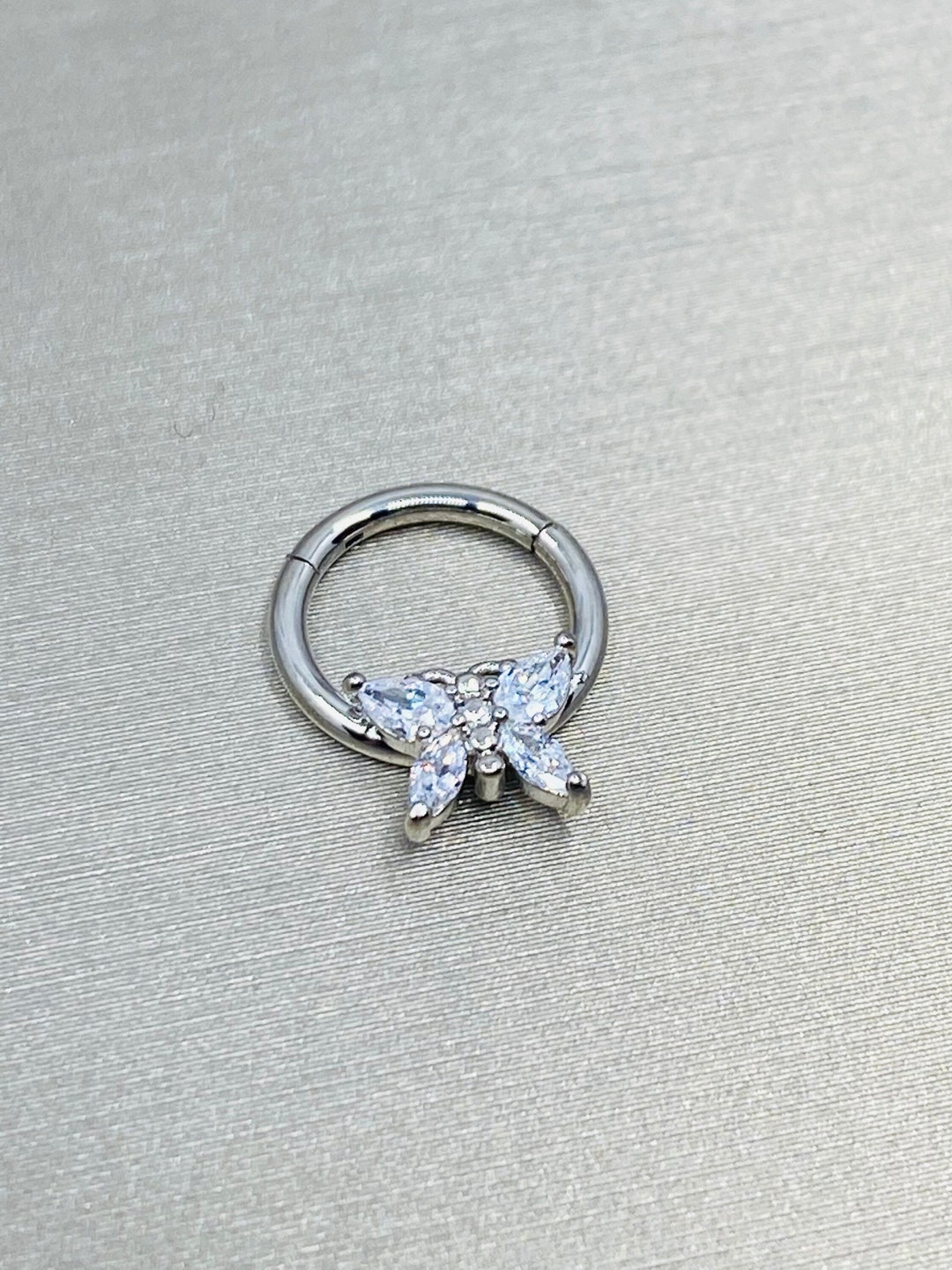 Butterfly Septum Ring, Dainty Butterfly Cz Gem Decor Front Septum Nose ...