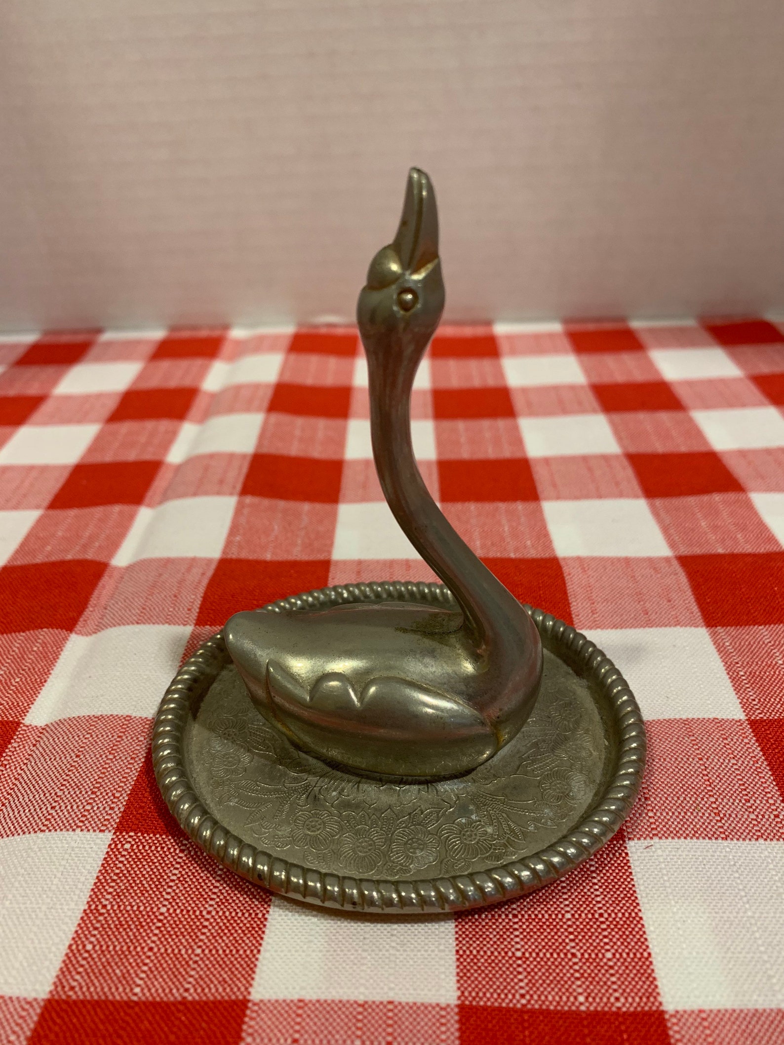 SWAN RING HOLDER - Etsy