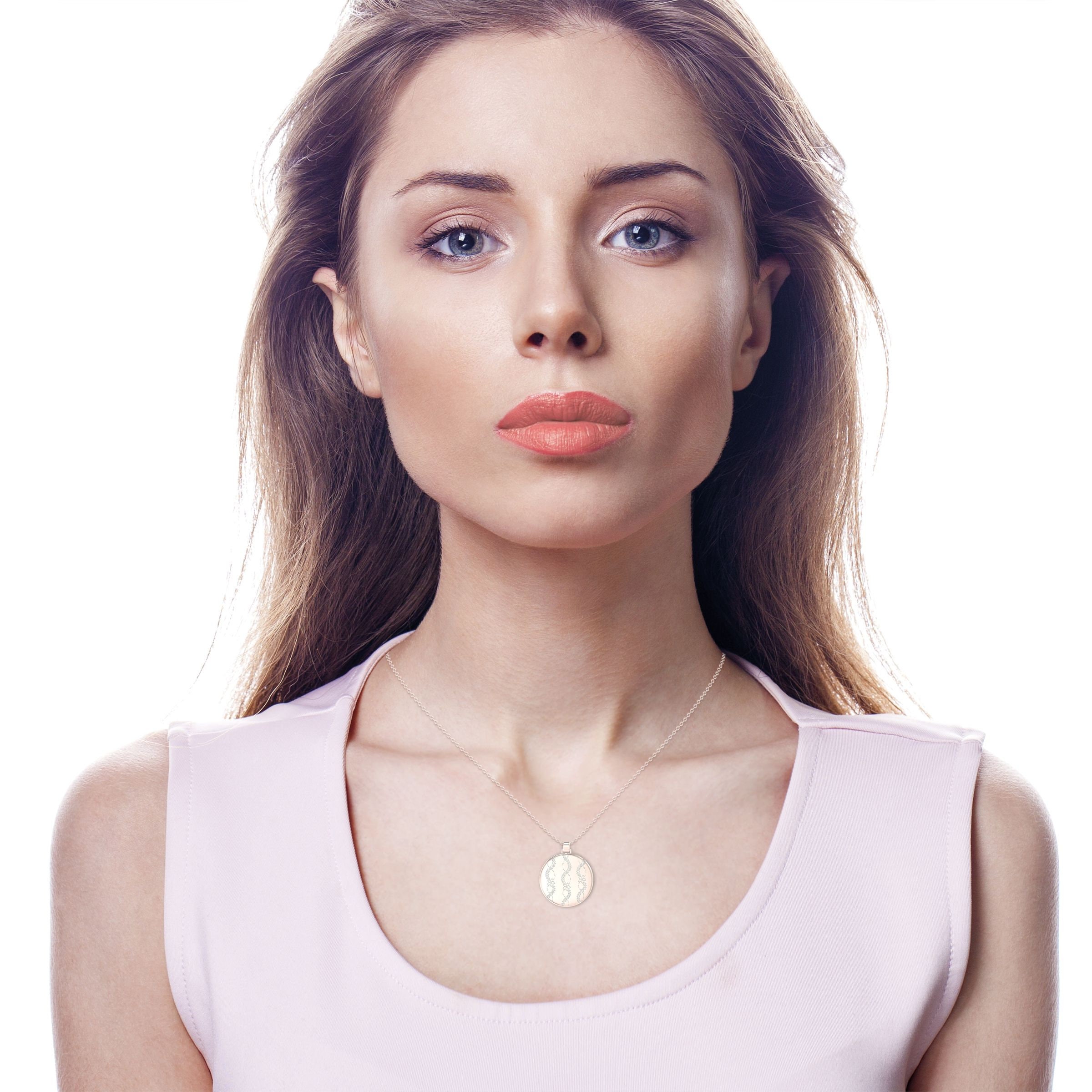 Pendentif de gravure de vigne de fleur par cale de henné collier avec ...