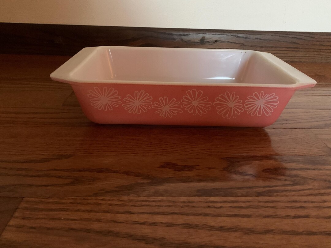 1950's Pyrex Pink Daisy Rectagular Casserole, MCM, Marked Pyrex 575-B 2 ...