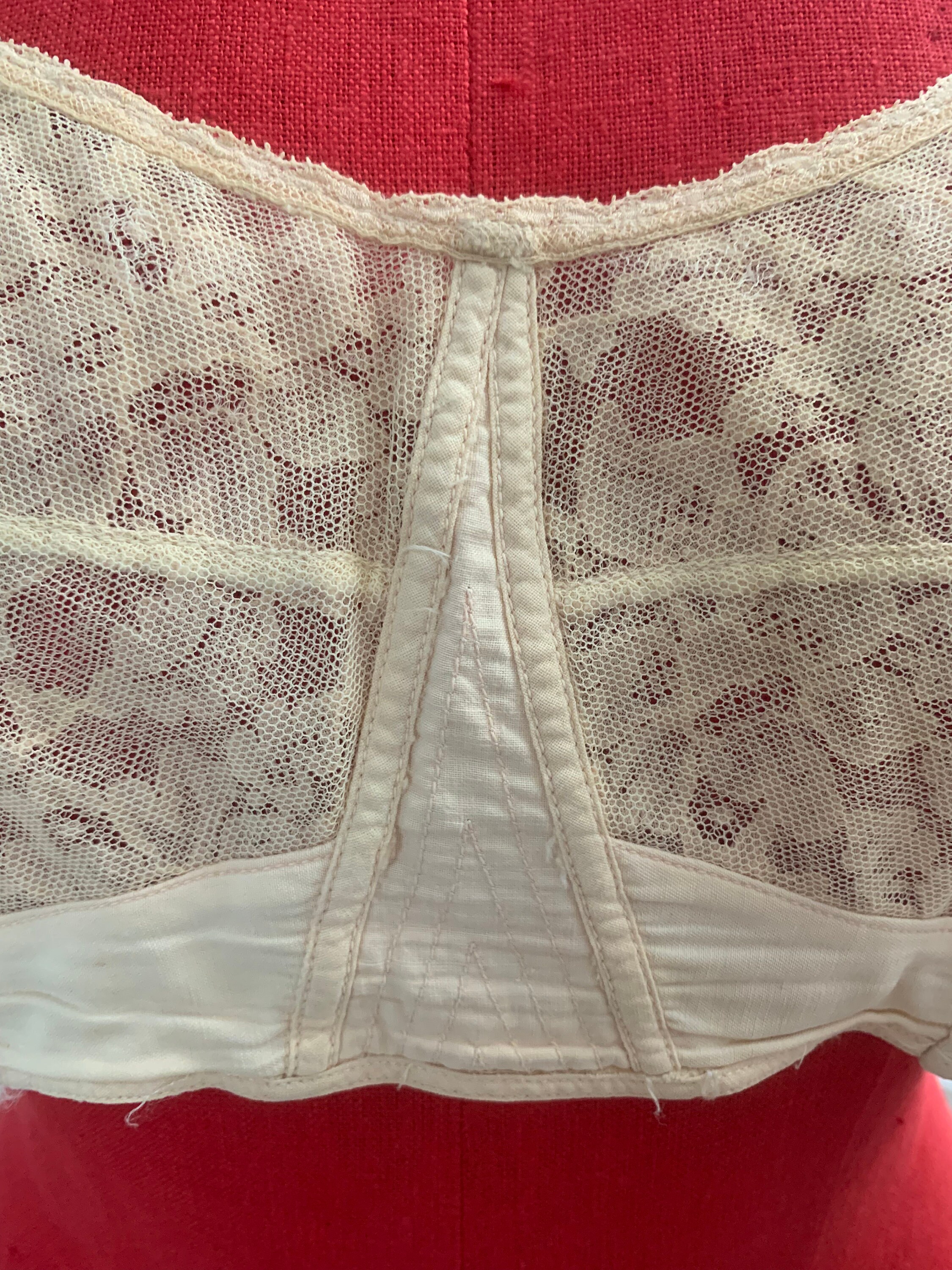 1950's Maiden Form Brassiere, Peach Color, Lace and Cotton, Size 38 ...