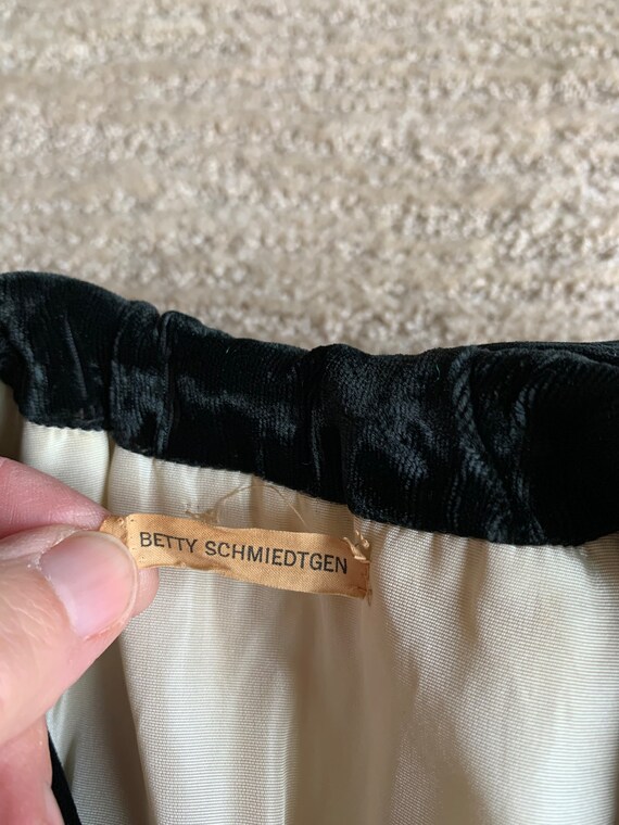 1920's Velvet, Satin fur trim Coat, Cloak, Labeled w/… - Gem