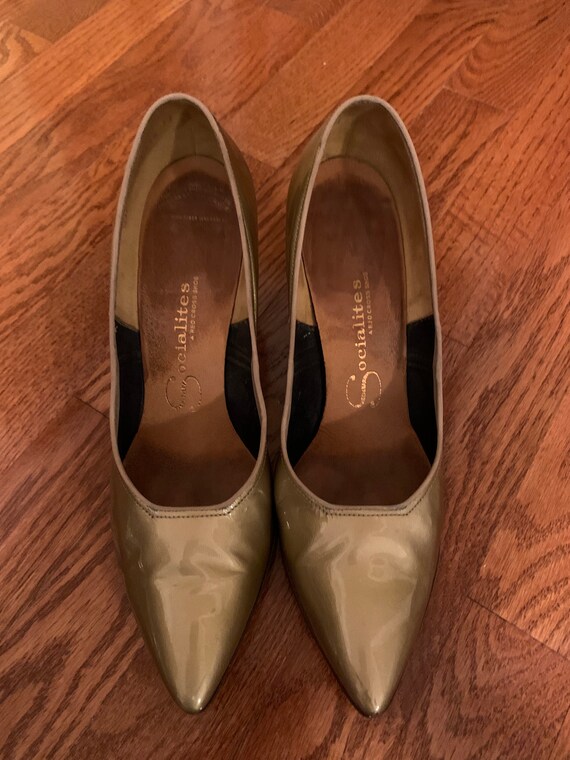 1950's Gold Patent Pointed Toe Pumps, Socialite and R… - Gem