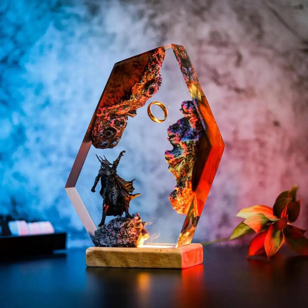 Sauron Lord of the Rings Resin Lamp - Handmade Fantasy LED Diorama ...