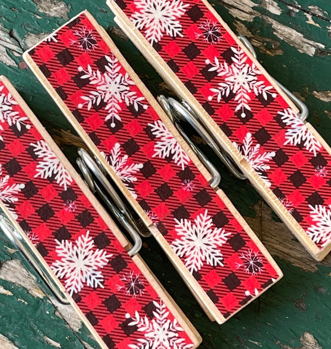 NEW Buffalo Plaid Snow Flakes Clothespin Chip Clip - Etsy