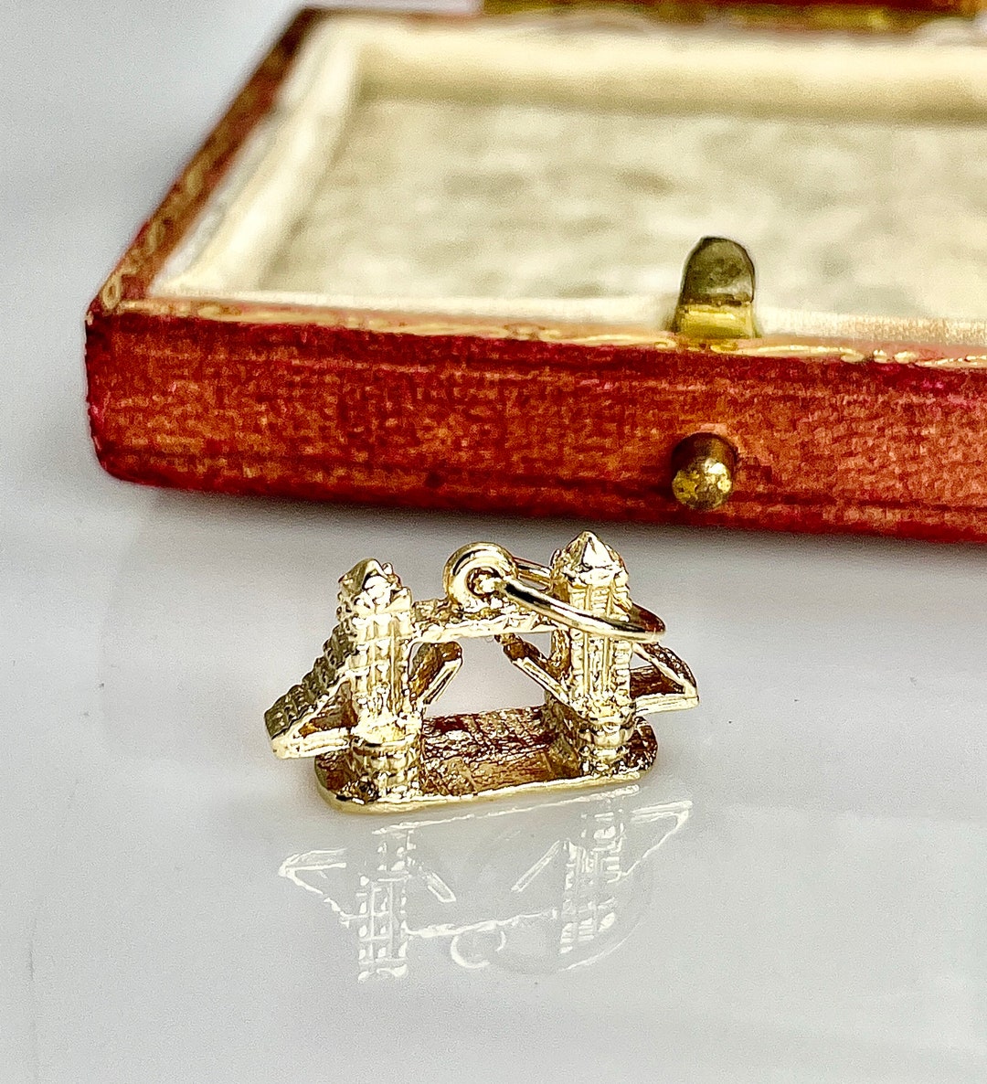 Vintage 9ct Gold London Bridge, Tower Bridge Charm or Pendant ...