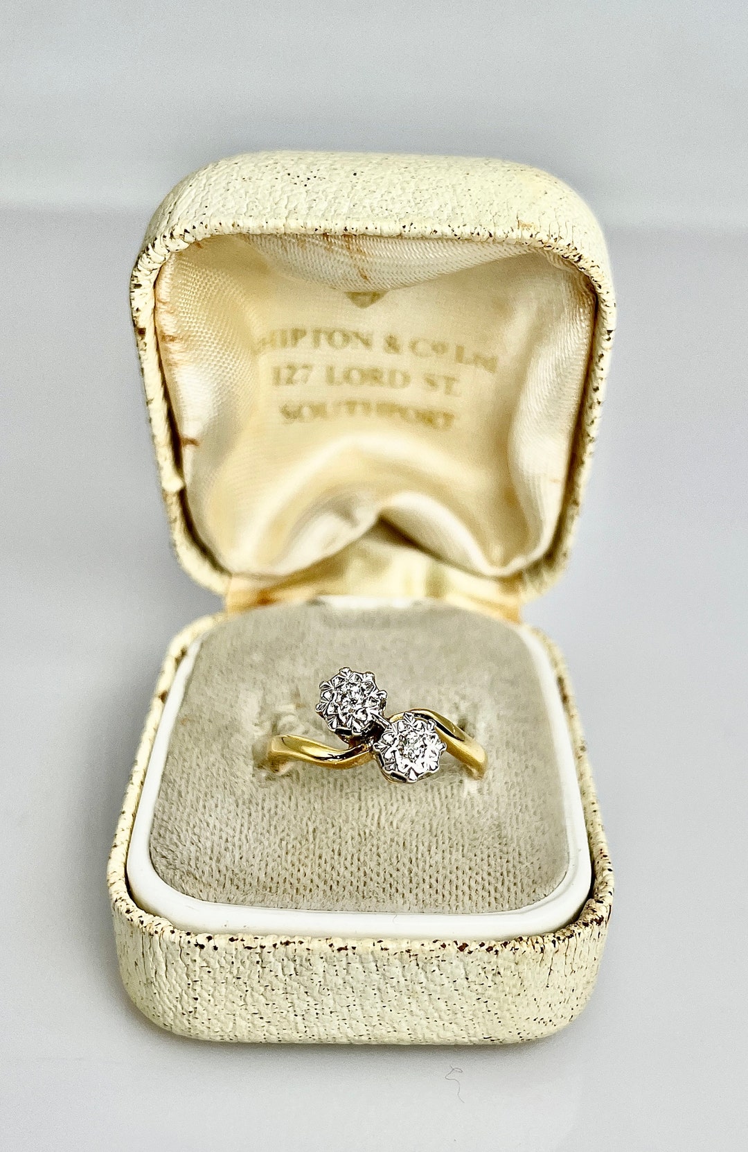 Vintage 18ct Gold Diamond Cross Over Engagement Ring, REAL Diamonds, Ap ...