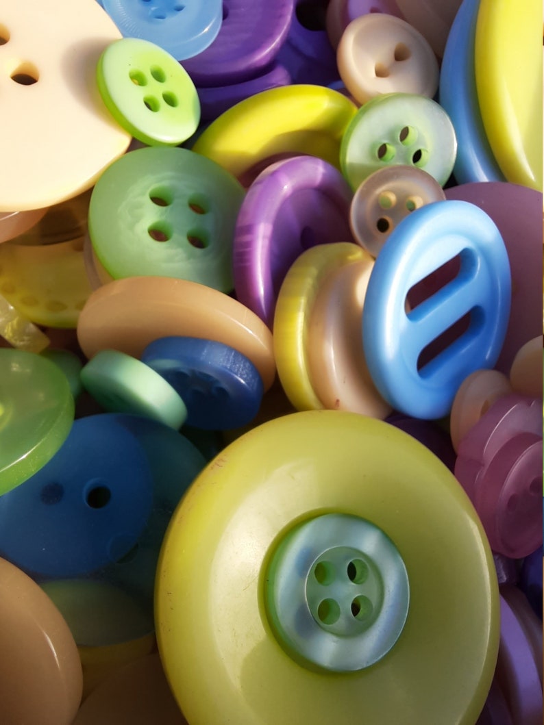Mixed 50g Bag of Pastel Buttons - Etsy