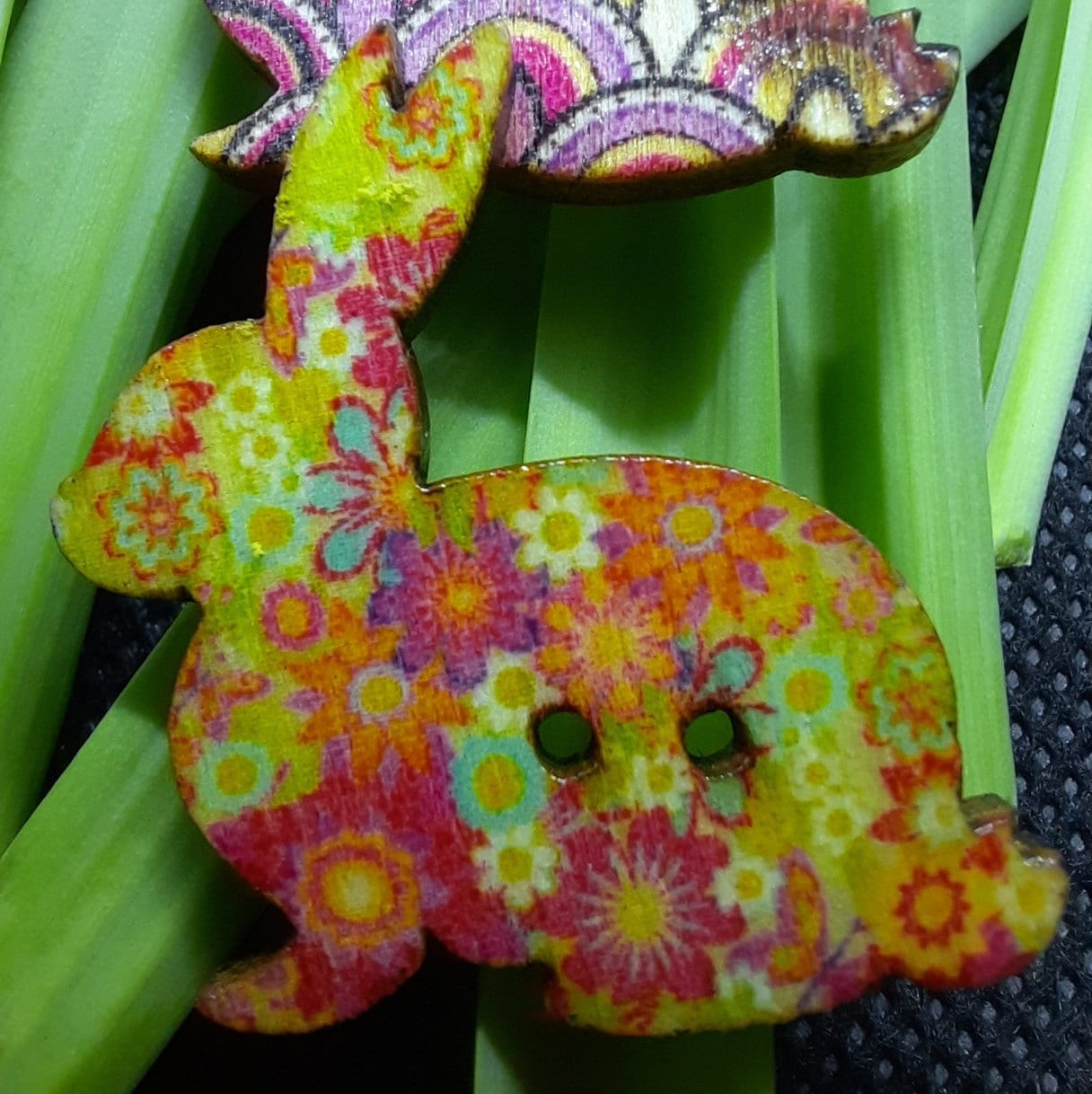 30mm Colourful Wooden Bunny Rabbits. Pack of 10 - Etsy