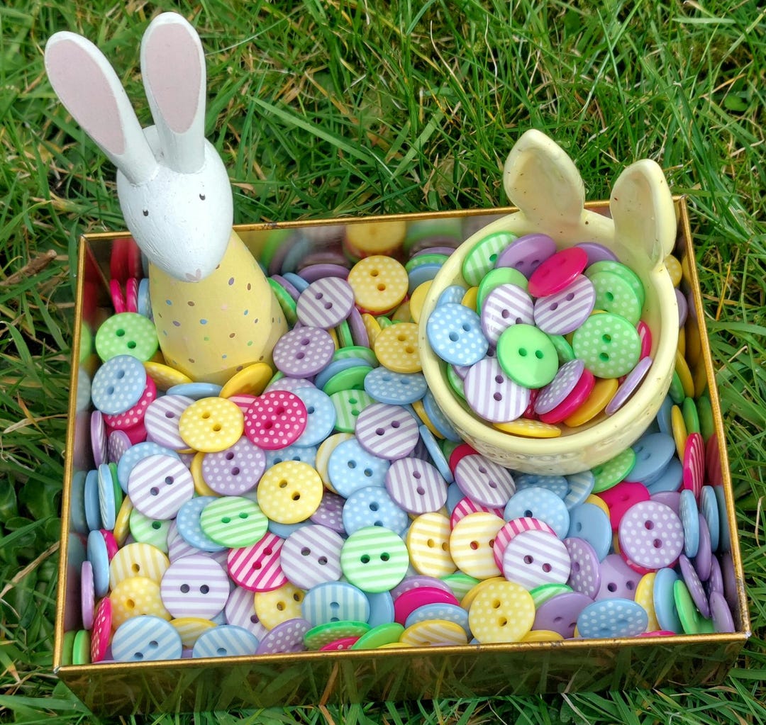 15mm Spotty Dotty OR Stripy Buttons. Pack of 8. - Etsy
