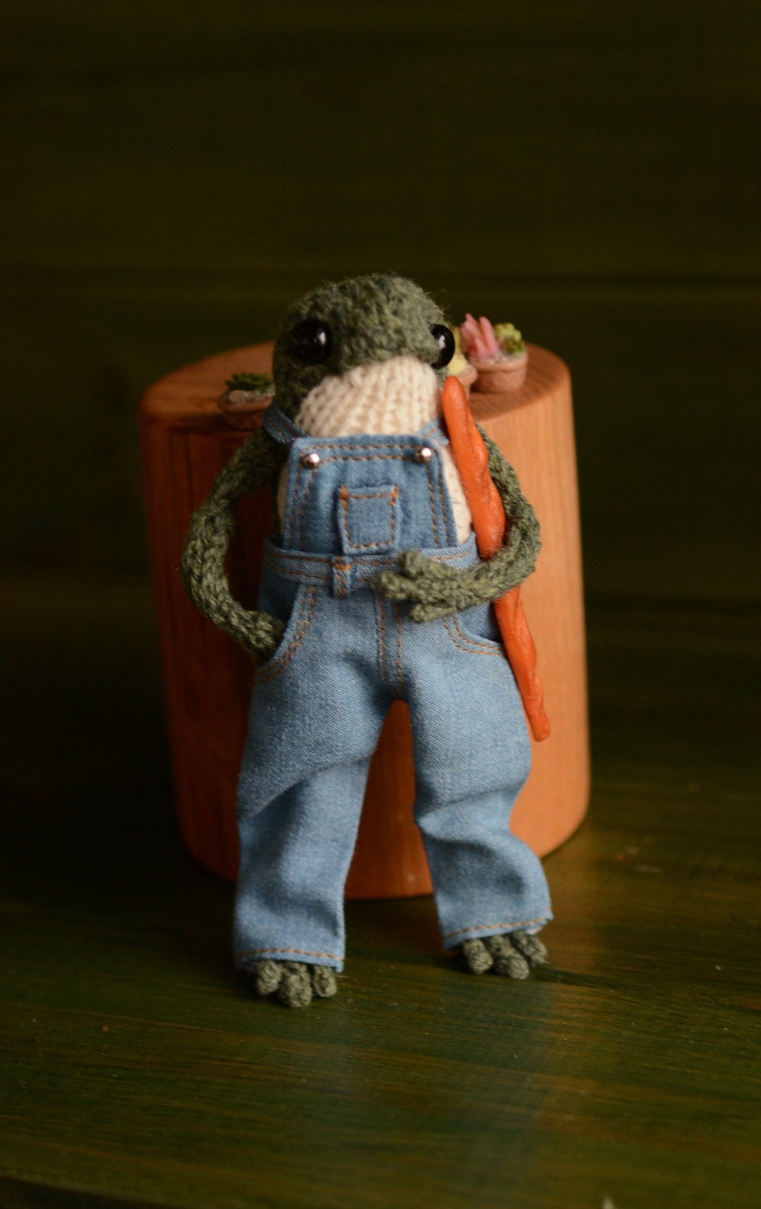 Knitted Frog in Overalls. Famous Frog From Tik Tok Made to Order - Etsy