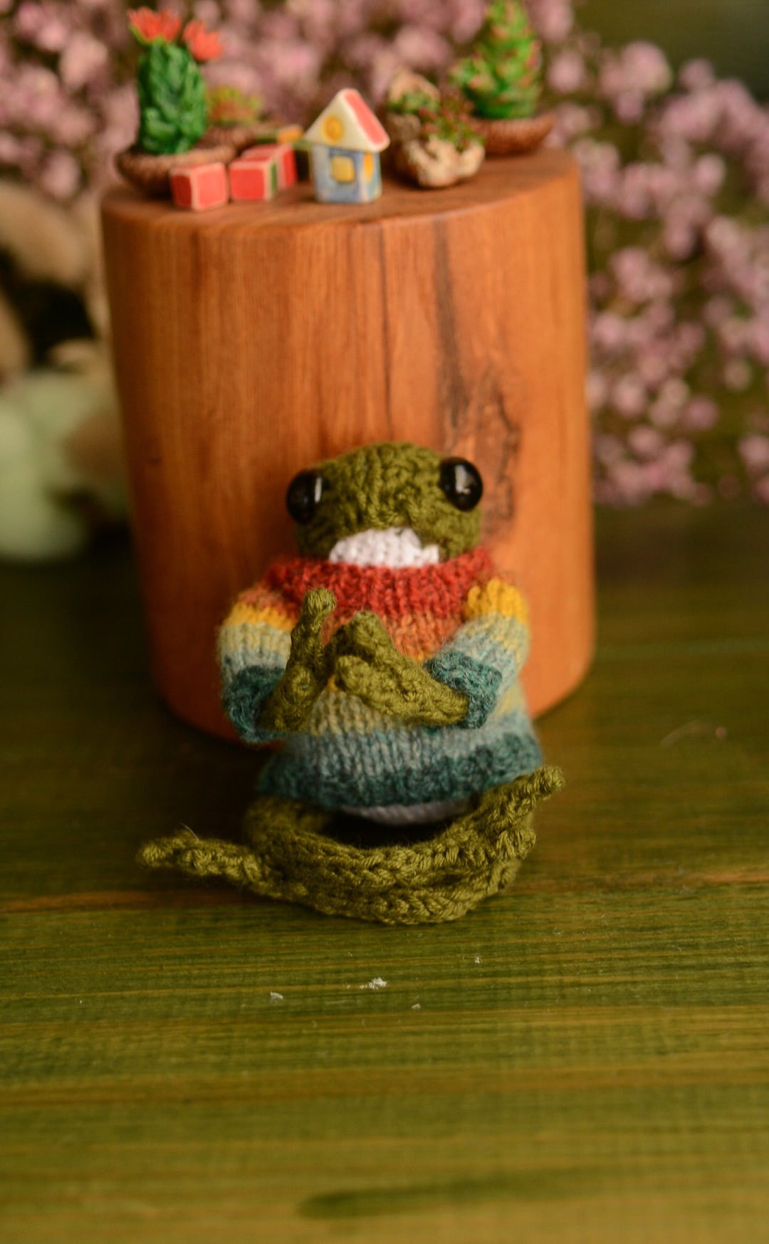 Handmade Knit Frog Toy in Adorable Sweater, Knitted Cotton Frog. Toy ...
