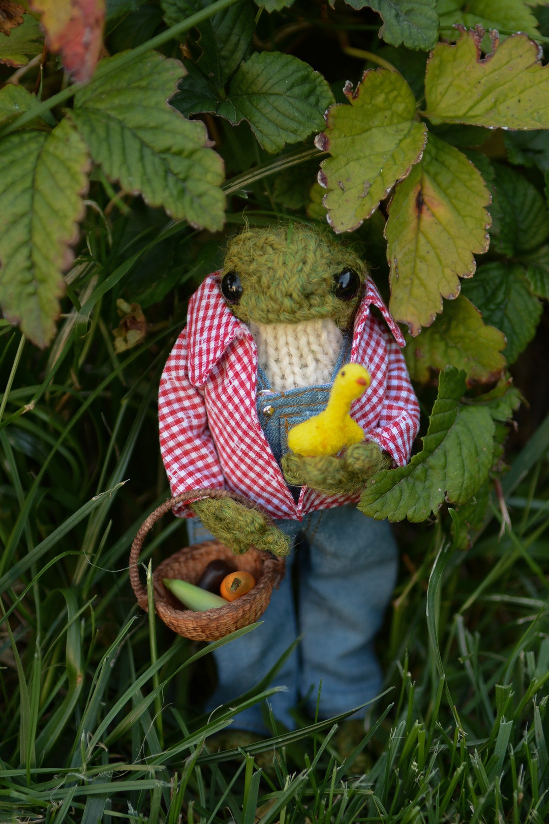 Knitted Frog With Overalls. Famous Frog From Tik Tok Ready to Ship - Etsy