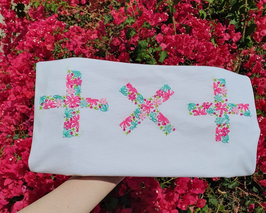 Txt Flower Embroidered T-shirt - Etsy