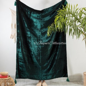 Luxury Crushed Emerald Green Velvet Throw Blanket With Tassels Soft ...