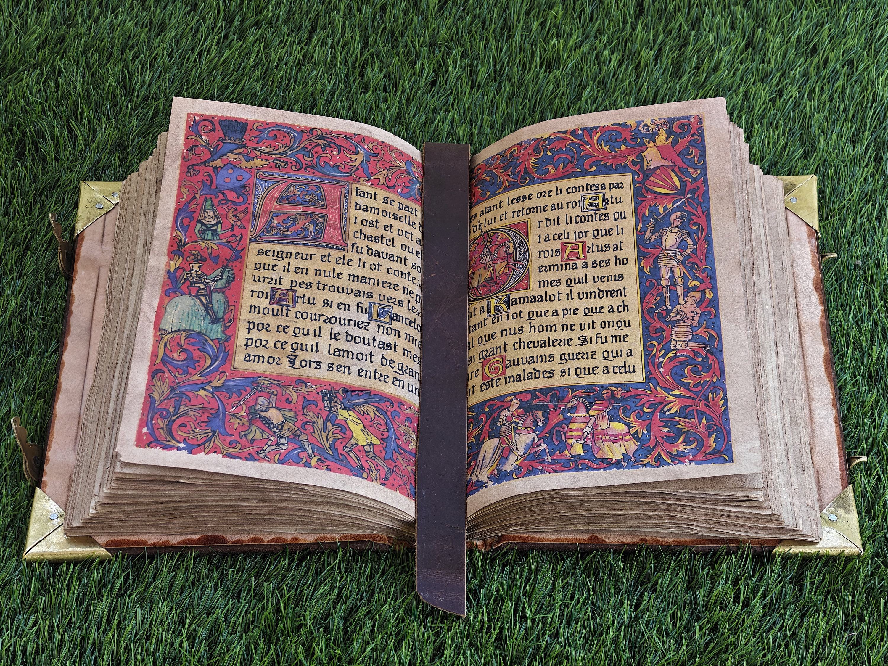 Indiana Jones & the Last Crusade Friar's Manuscript Knight Bible ...